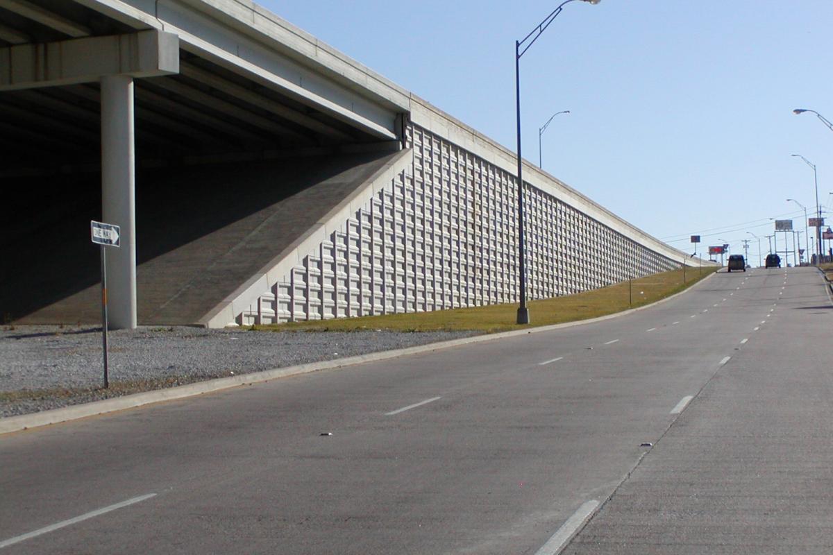 Reinforced Soil Embankment | Hilfiker Retaining Walls