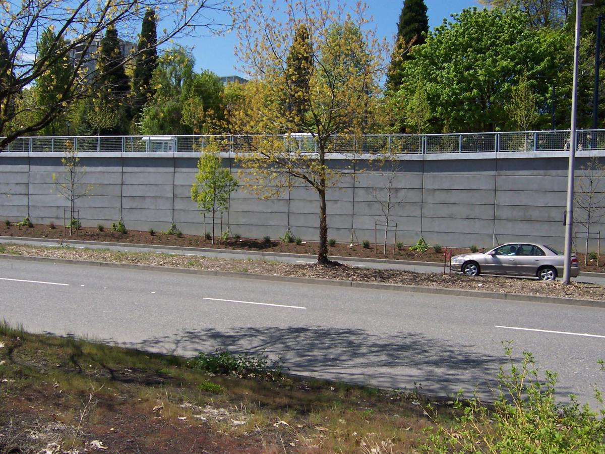 Reinforced Soil Embankment | Hilfiker Retaining Walls