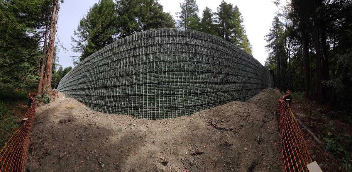 Caltrans 01-0F1604 | Hilfiker Retaining Walls