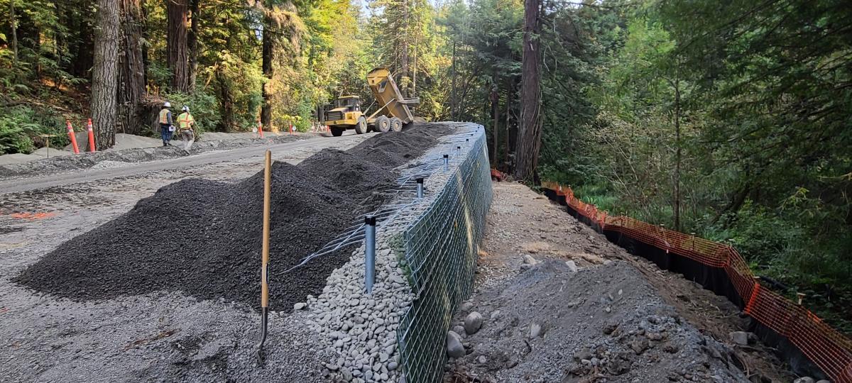 Caltrans 01-0F1604 | Hilfiker Retaining Walls