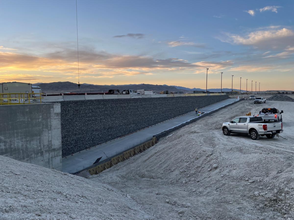 Energy Solutions Clive Facility - Railcar Dumping Building | Hilfiker ...