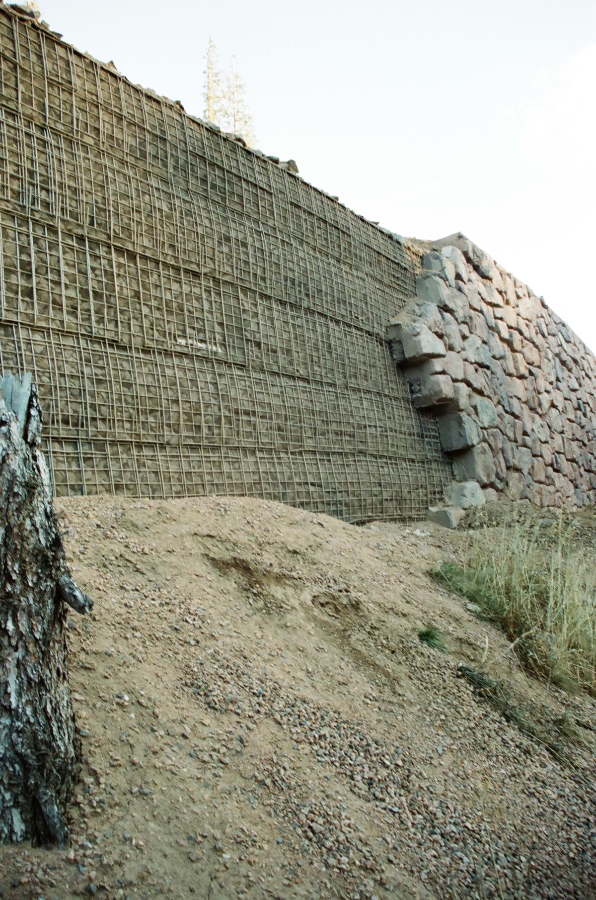 Welded Wire Wall Gallery | Hilfiker Retaining Walls