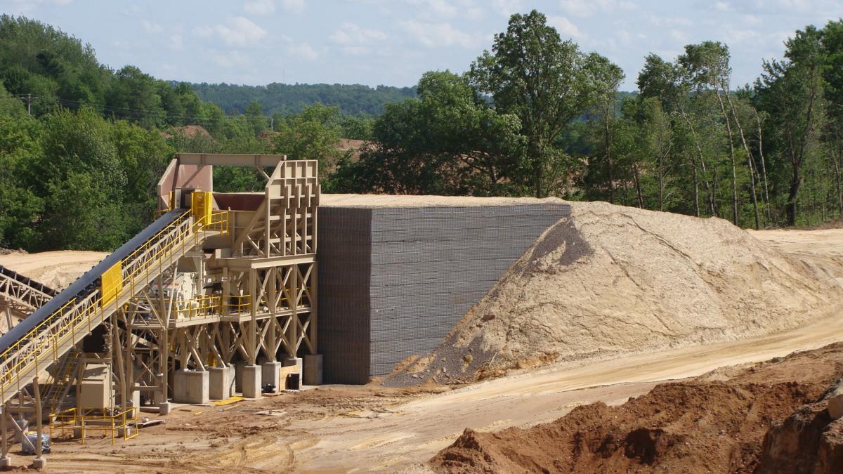 Welded Wire Wall | Hilfiker Retaining Walls