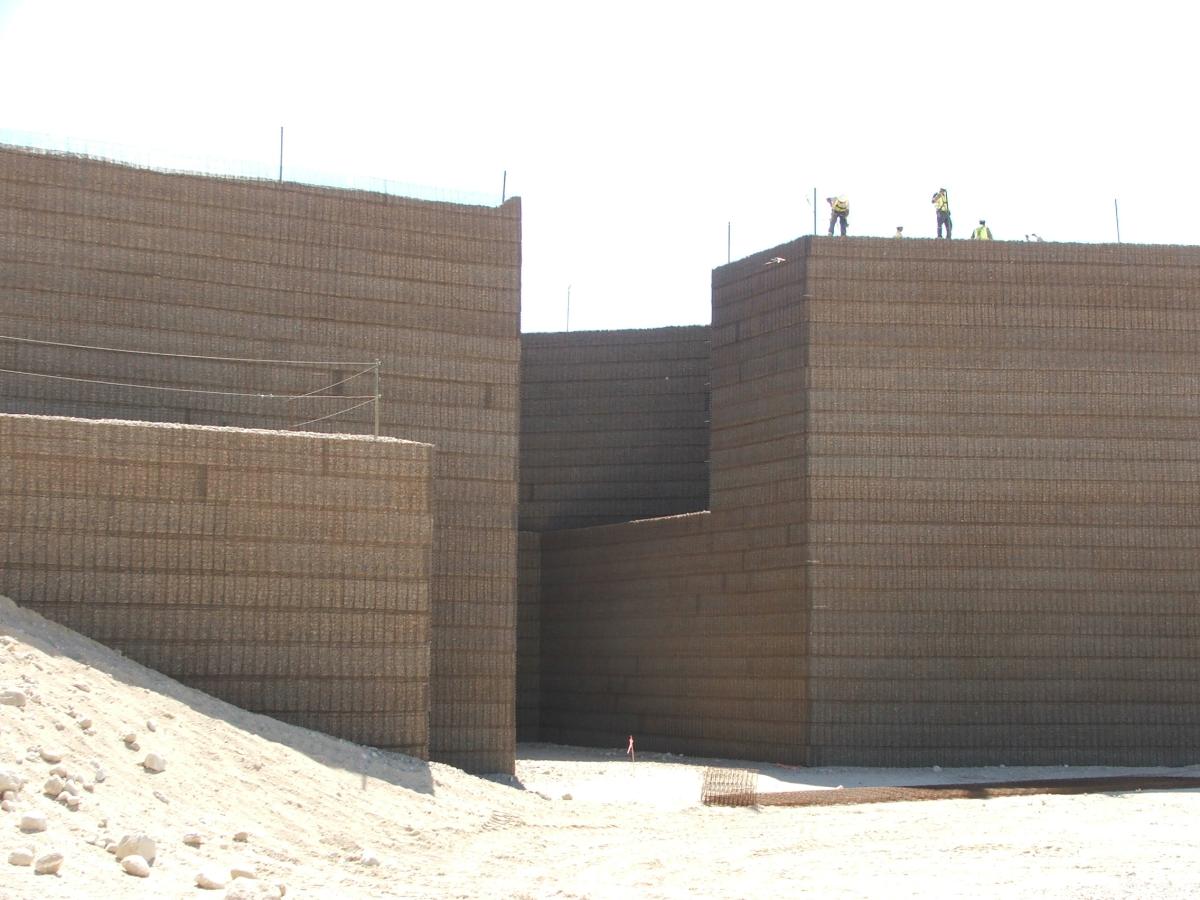 Round Mountain Nevada Primary Crusher Relocation | Hilfiker Retaining Walls