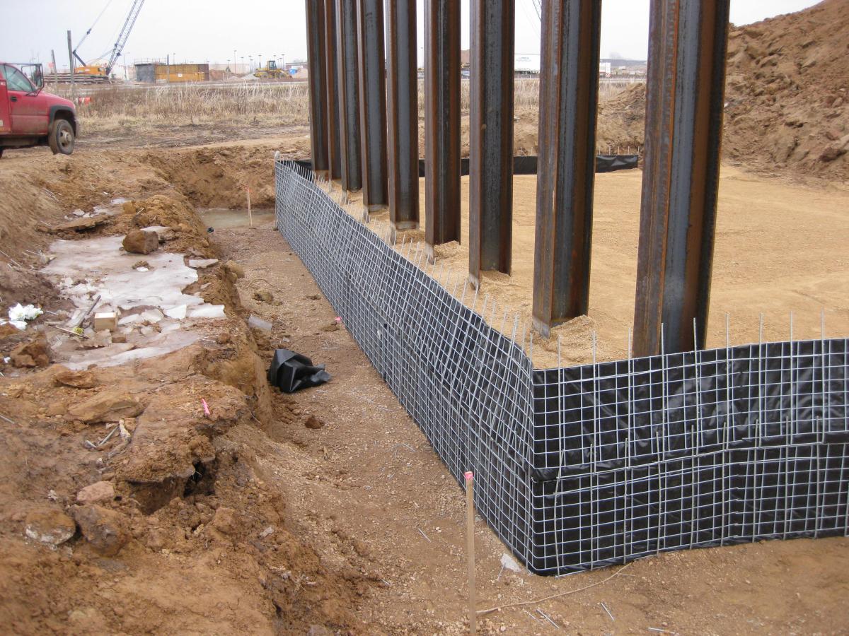 Welded Wire Wall Gallery | Hilfiker Retaining Walls