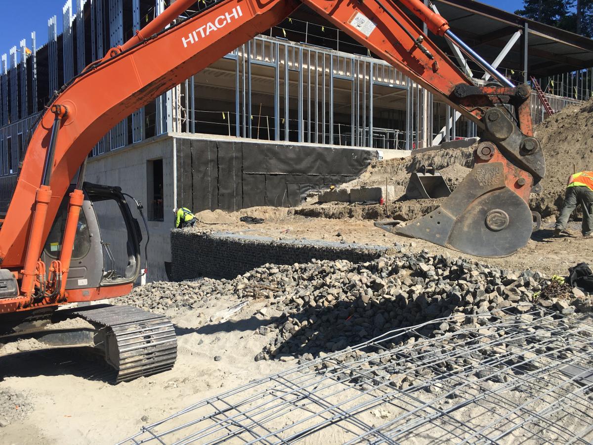 Harrison Specialty Care Clinic | Hilfiker Retaining Walls