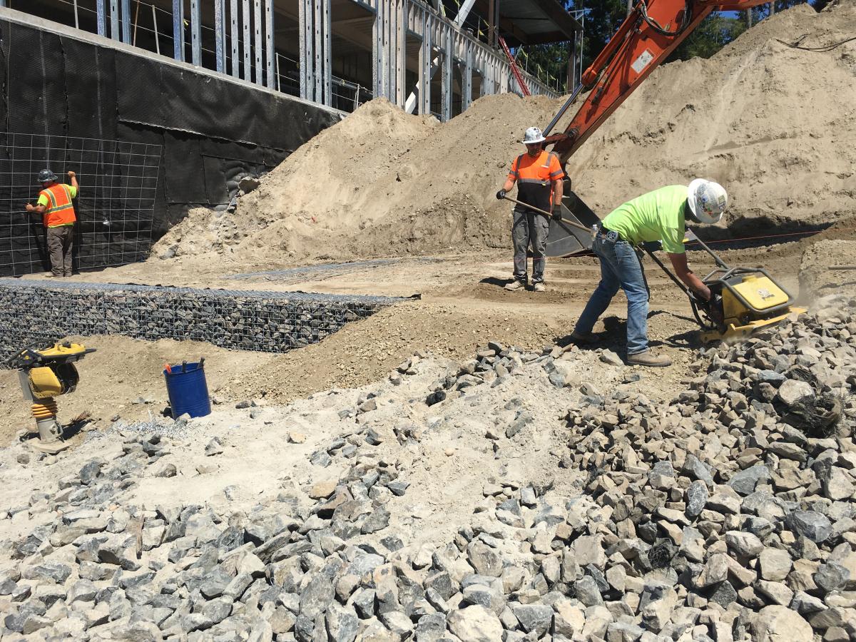 Harrison Specialty Care Clinic | Hilfiker Retaining Walls
