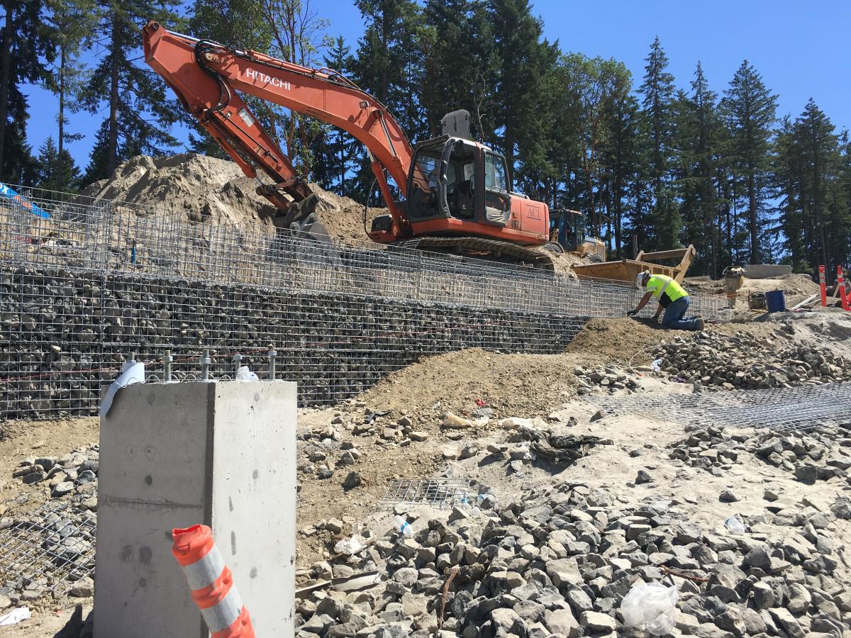 Harrison Specialty Care Clinic | Hilfiker Retaining Walls