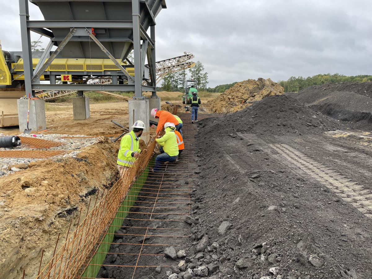 Dump Hopper and Feeder Charles City | Hilfiker Retaining Walls