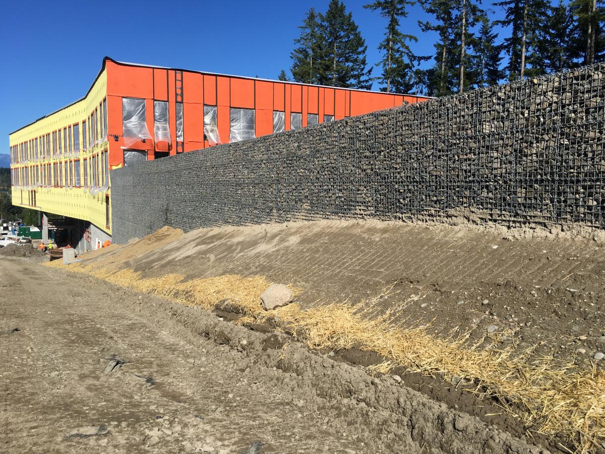 Harrison Specialty Care Clinic | Hilfiker Retaining Walls