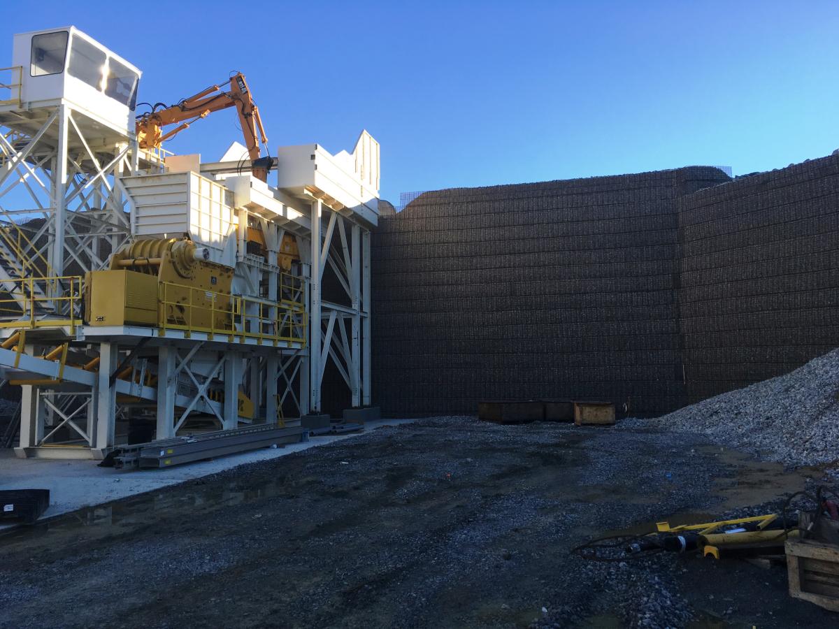 Aggregate Plant | Hilfiker Retaining Walls