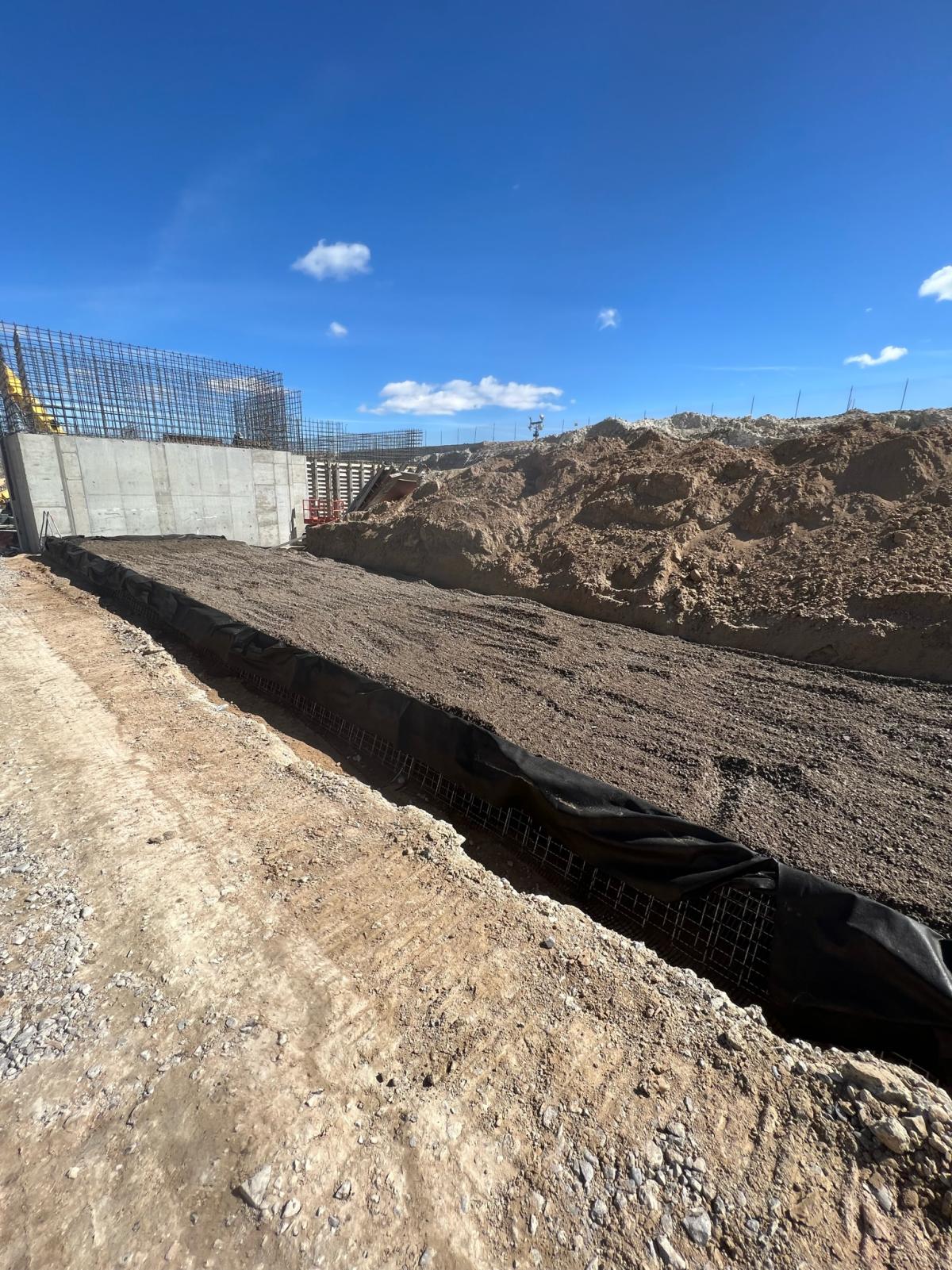 Hilfiker Facing with Geogrid | Hilfiker Retaining Walls