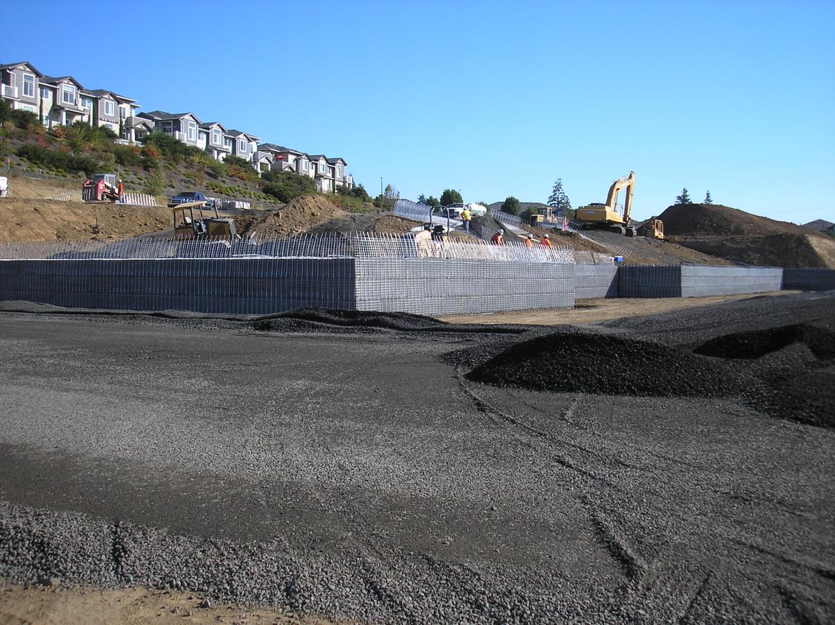 Progress Ridge Townsquare | Hilfiker Retaining Walls