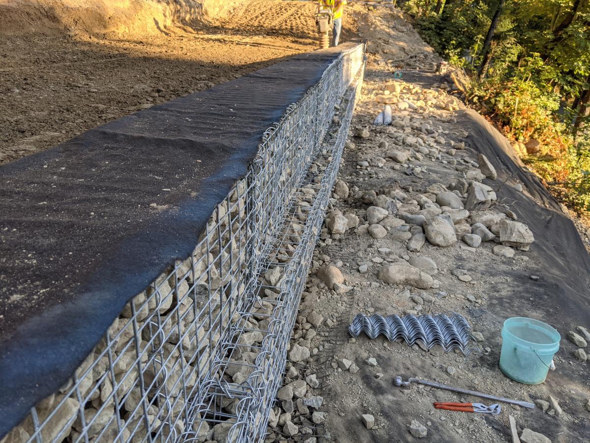 Caltrans 01-0F6804 | Hilfiker Retaining Walls