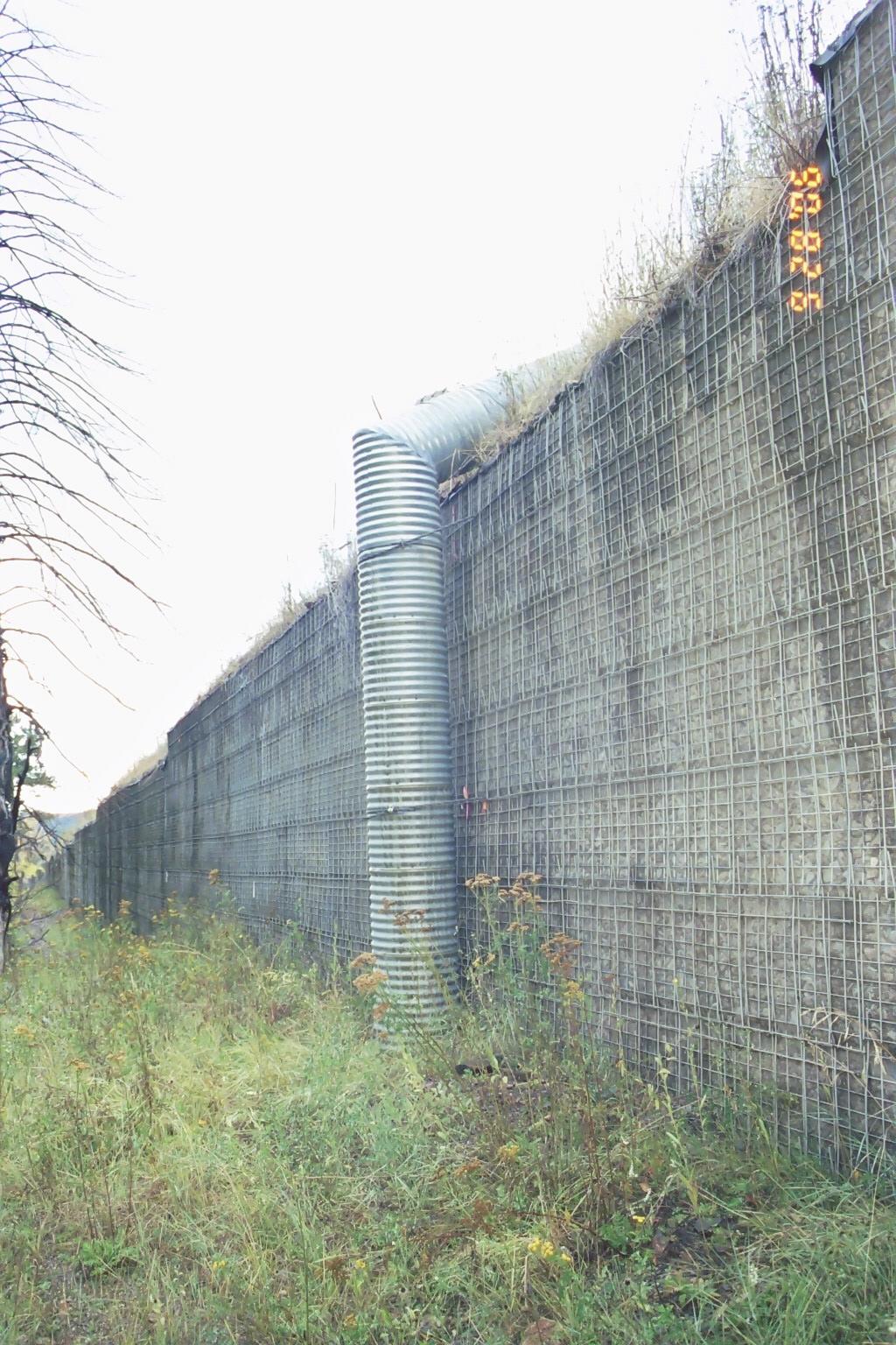 Welded Wire Wall Gallery | Hilfiker Retaining Walls