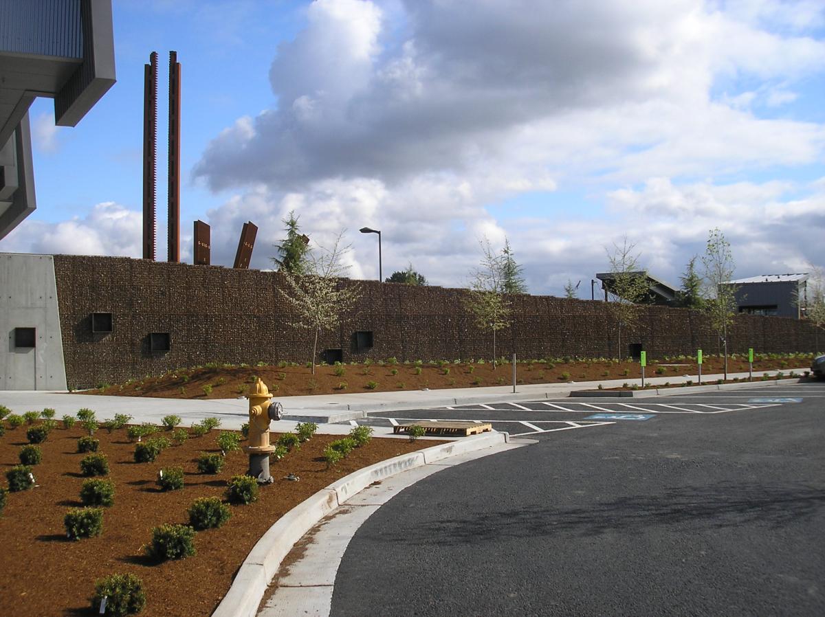 Welded Wire Wall Gallery | Hilfiker Retaining Walls