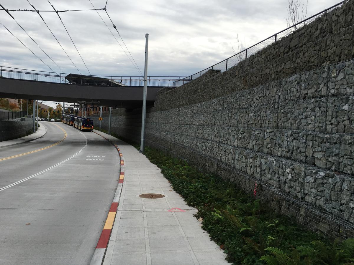 UW Montlake Triangle & Lower Rainier Vista | Hilfiker Retaining Walls